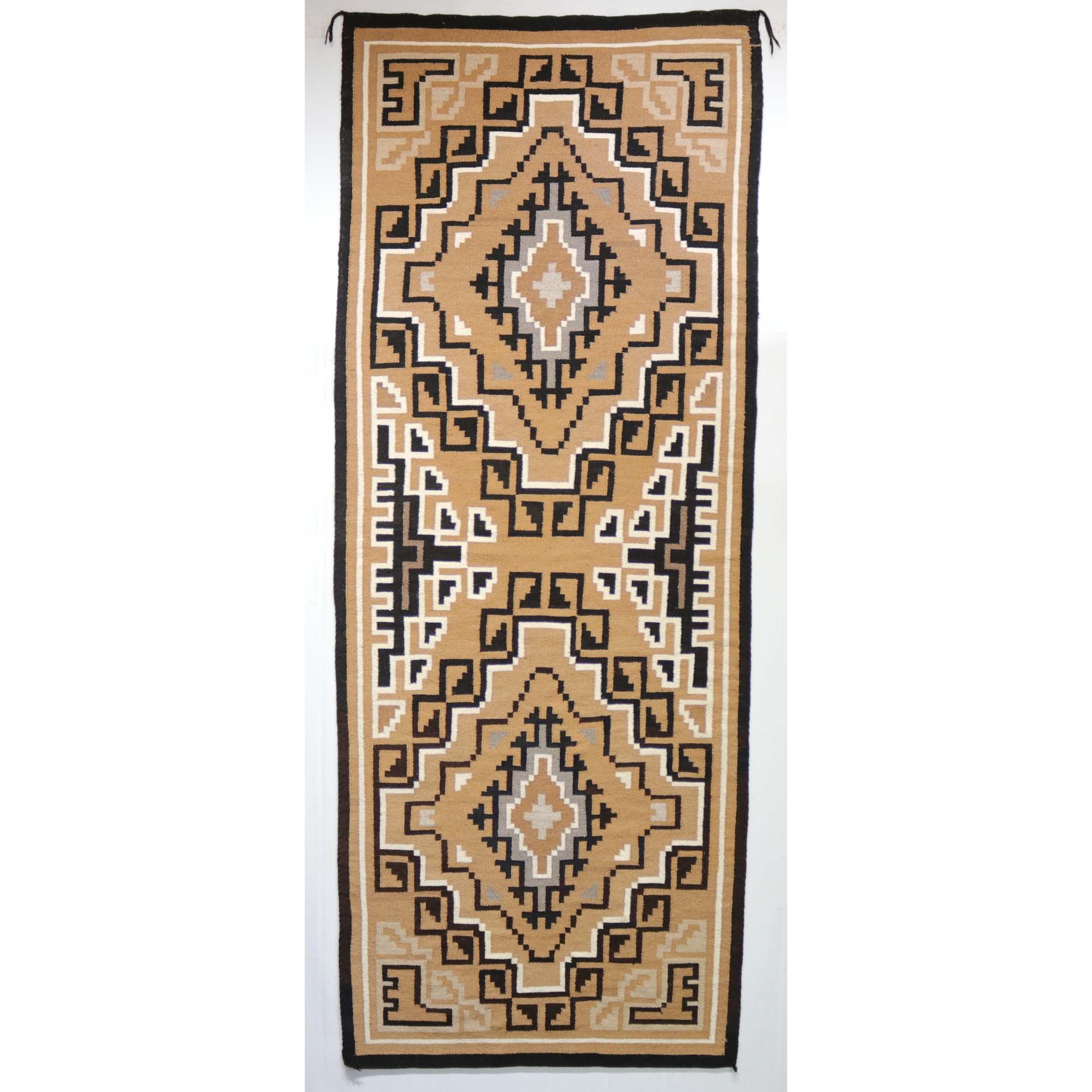 1980s Two Grey Hills Runner – Garland's