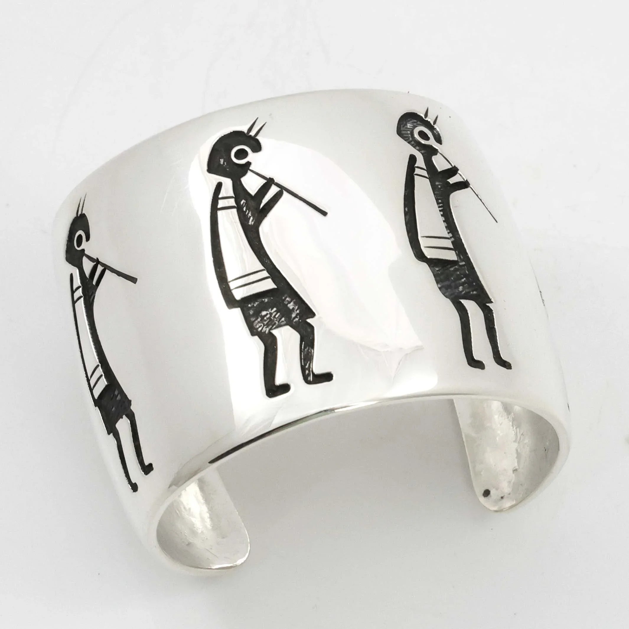 1970s Flute Player Procession Cuff – Garland's