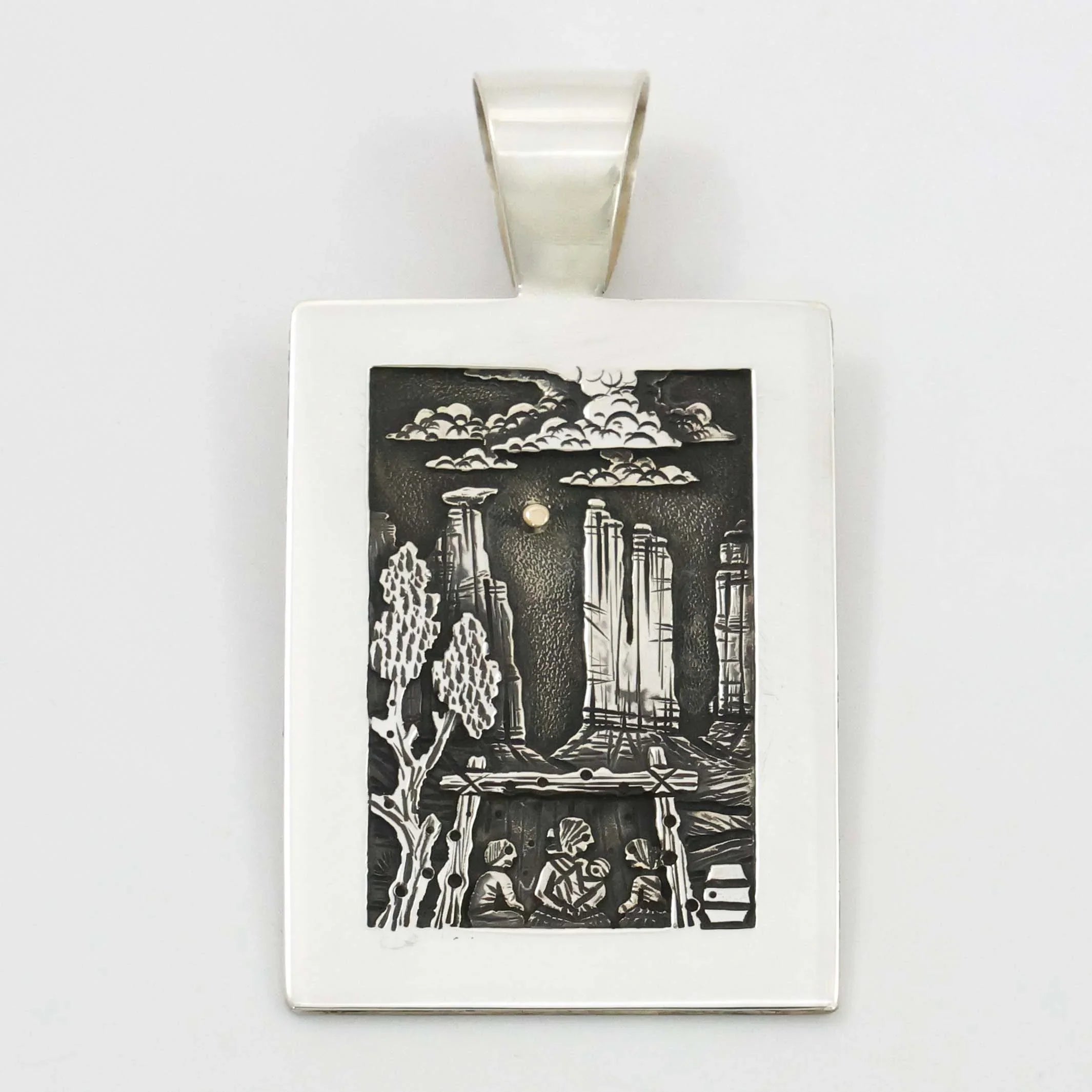 Canyon de Chelly Storyteller Pendant – Garland's